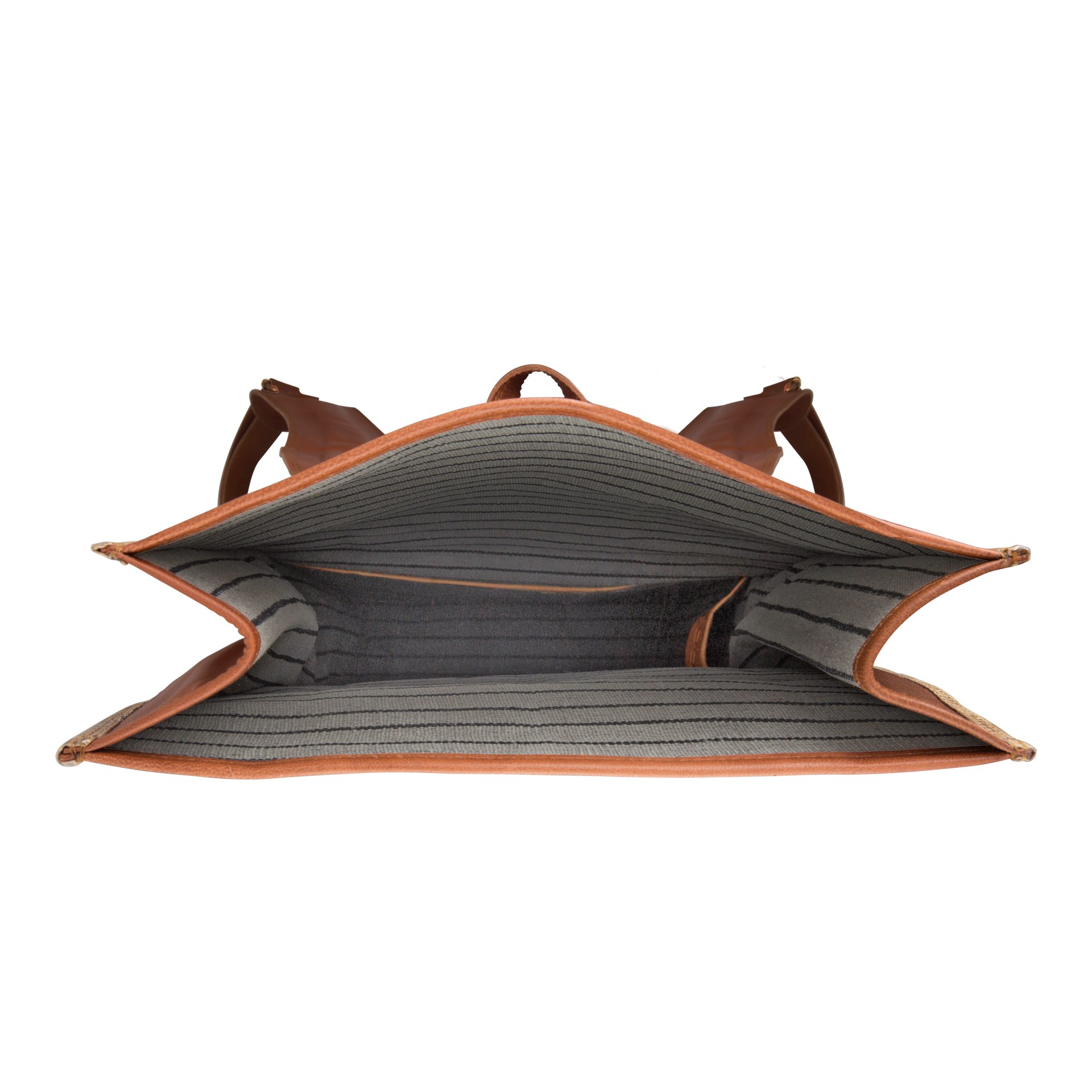 Rolltop Backpack – Johnny Fly